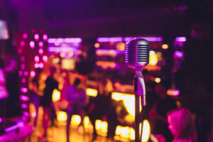 What to Wear to a Comedy Show to Turn Heads: 10 Outfit Ideas!