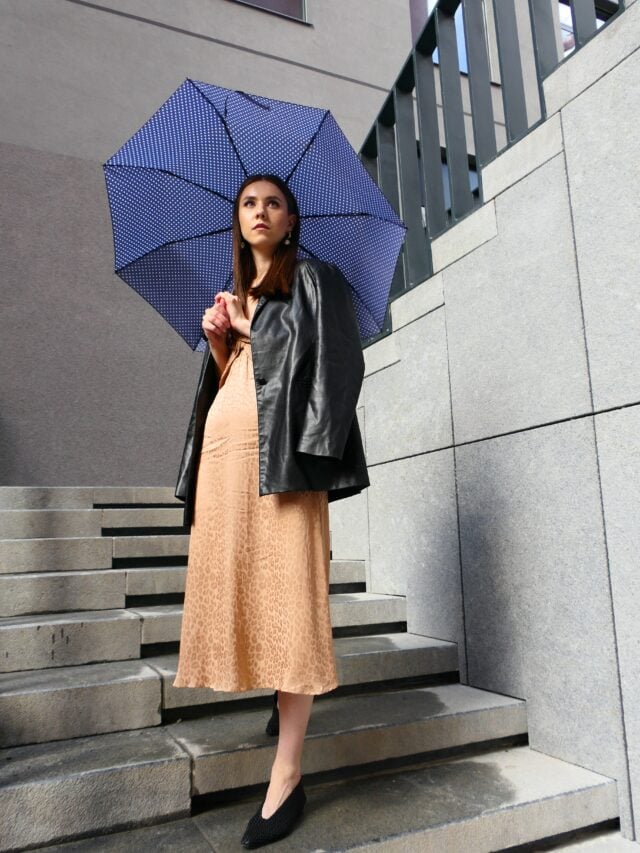 What to Wear Over a Dress for All Occasions: 14 Outfit Ideas