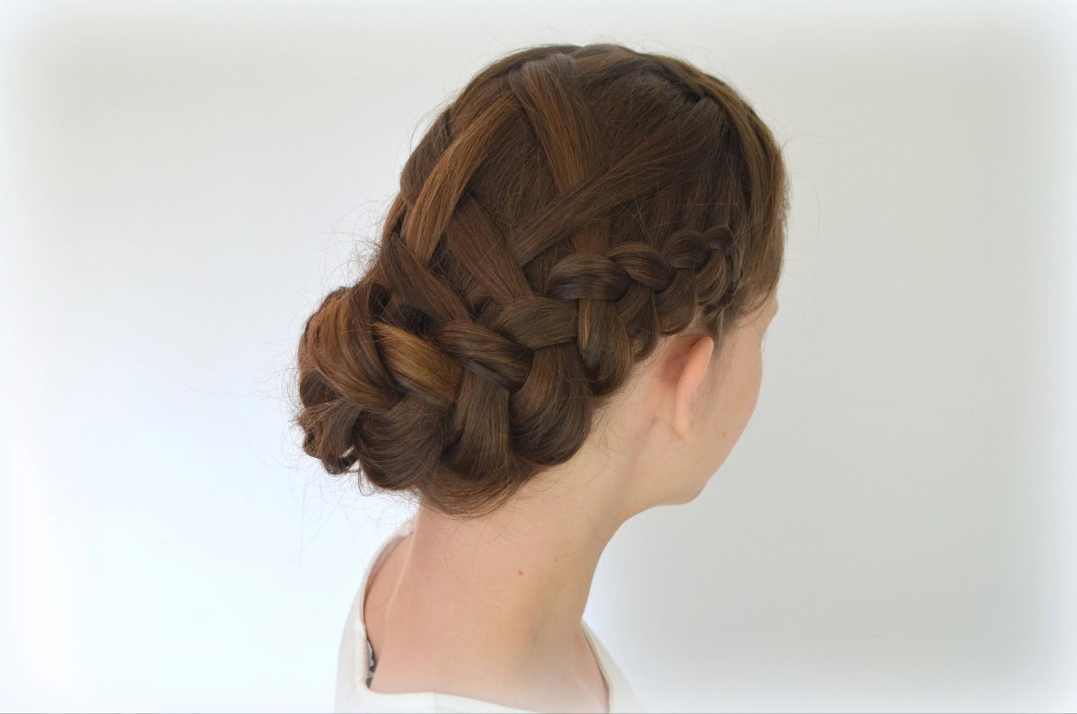 10 Easy Curly Hairstyles Every Girl With Waves or Coils Needs to Try ...